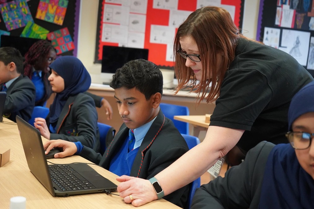 BAE Systems boosts digital skills training for Lancashire youth - ADS ...
