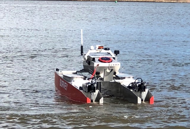 A minehunting 'mothership' and autonomous vessels procured by Defence ...